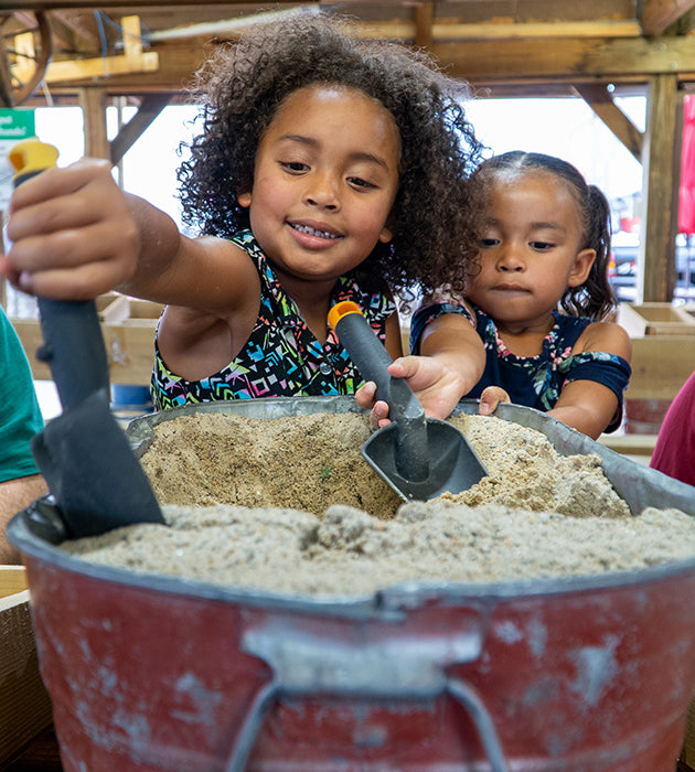 Gem Mining in Pigeon Forge TN | Family Fun at Pigeon Forge Gem Mine